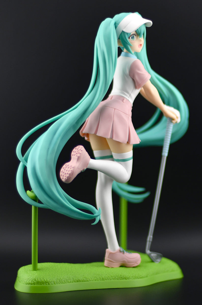 Hatsune Miku Holiday Memories Golf figure – Collectors Universe and ...