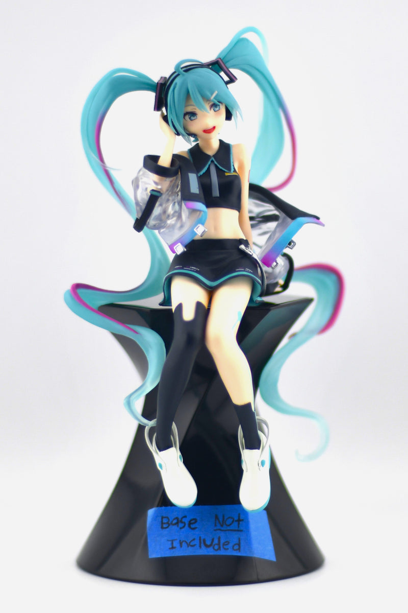 Hatsune Miku Neon Cyber noodle stopper figure – Collectors Universe and ...