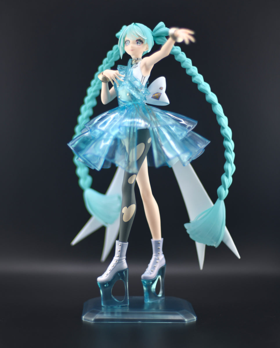 Hatsune Miku Banpresto Evolve Clearluxe EmeraldGem figure – Collectors ...